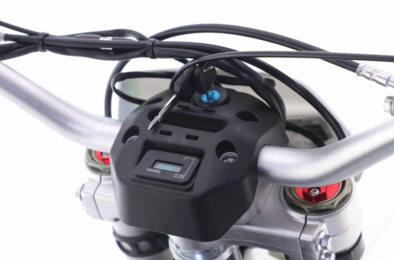 Apollo RFZ Thunder 250 DXL Dirt Bike - Country ATV and Cycle